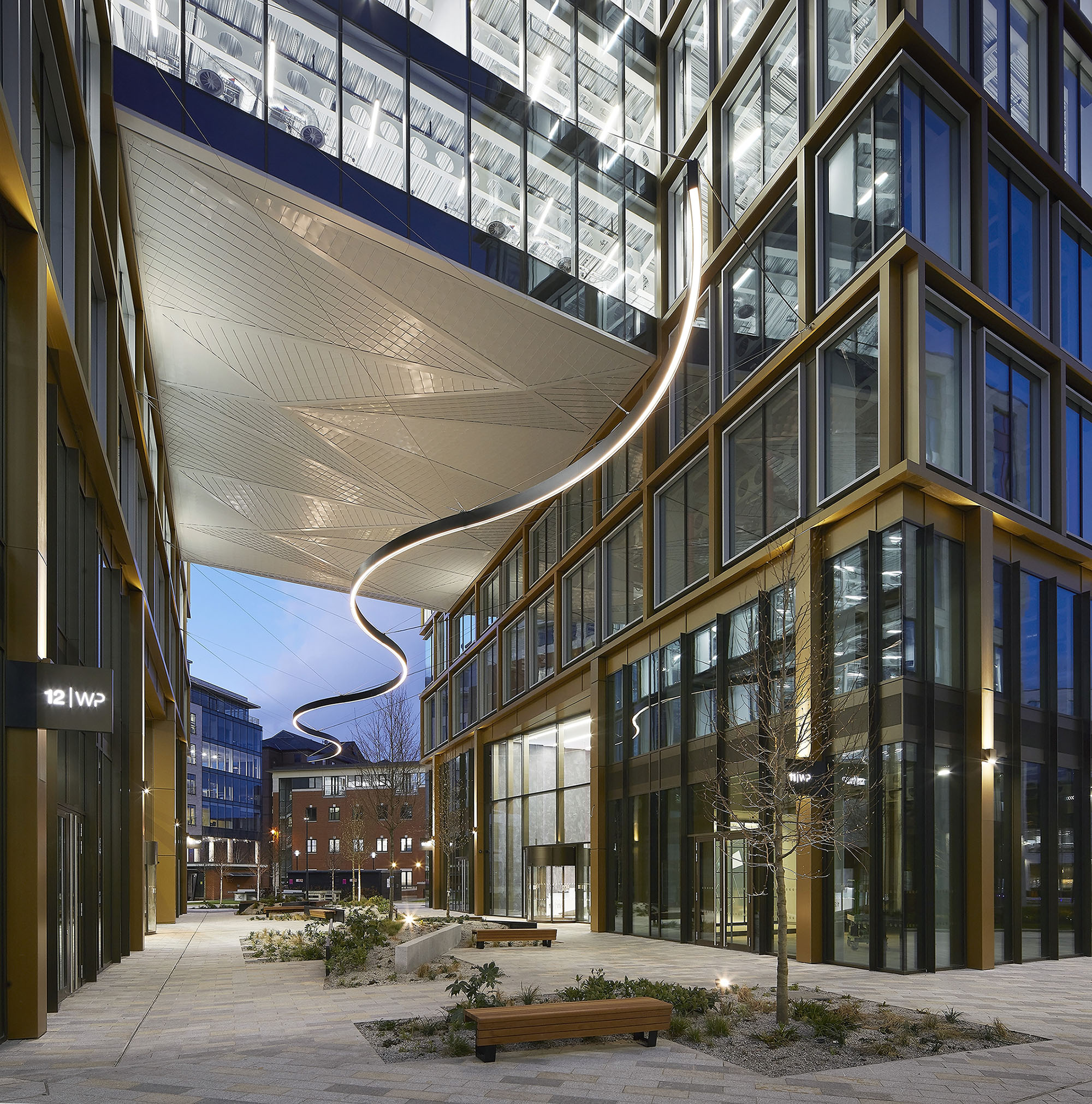 11 & 12 Wellington Place - TP Bennett